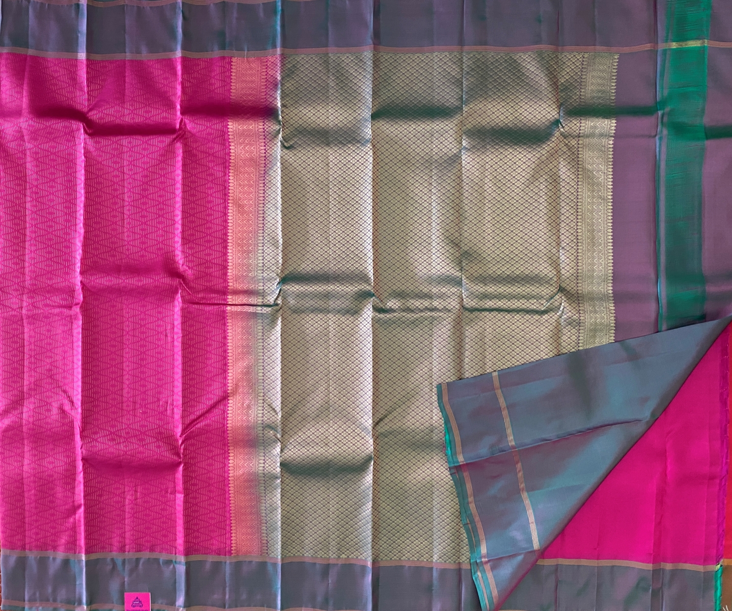 Buy Pink Pure Silk Saree with Rama Green Border & Geometric Zari Lines ...