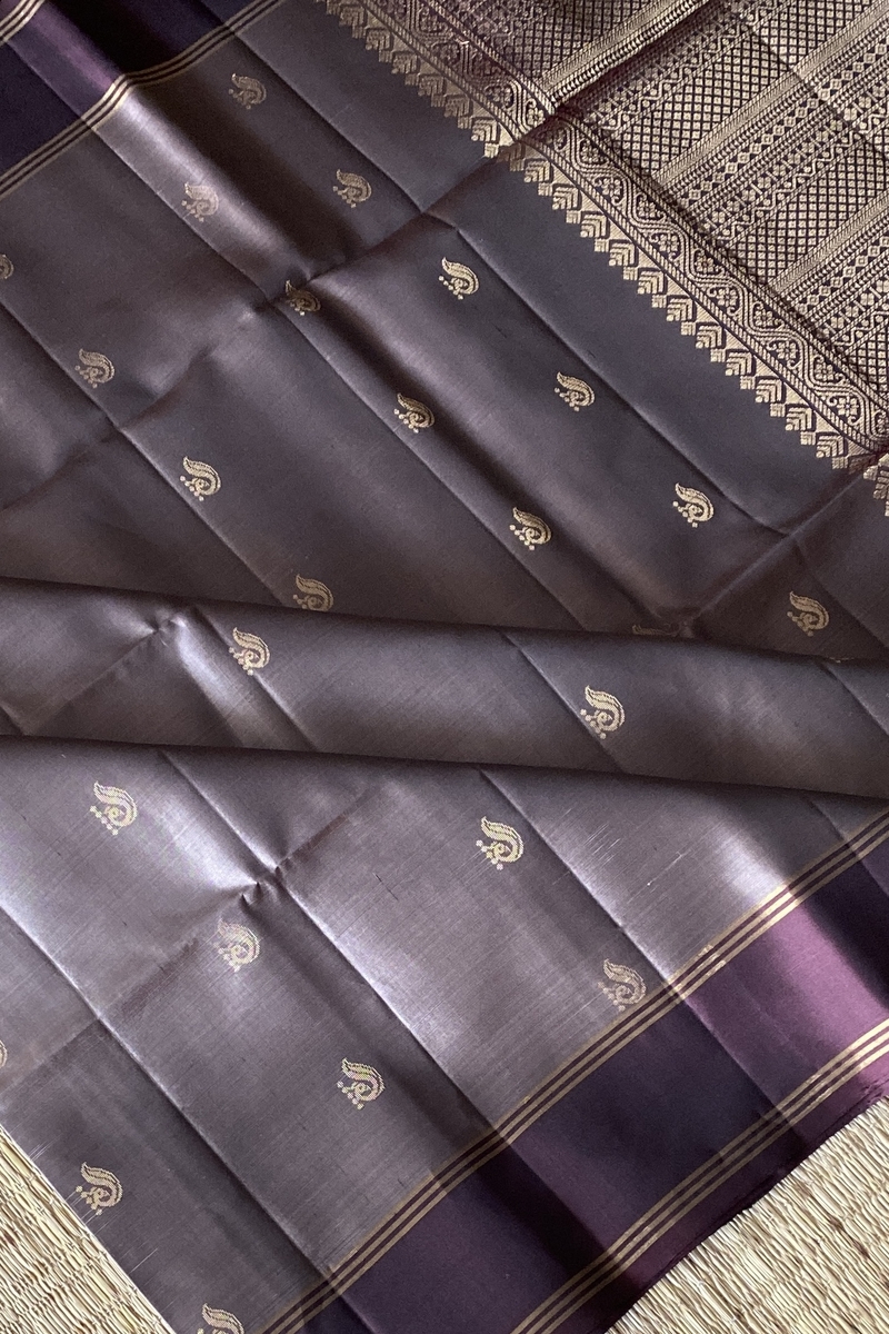 Pure Kanchi Soft Silk Saree with Motifs, Simple Gap Border & Elegant Pallu