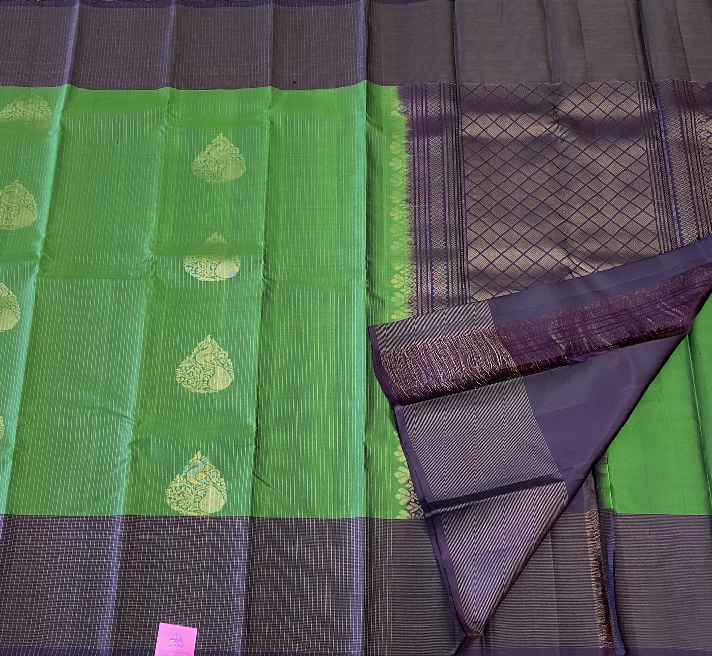VAIRAM -THE SILKWALK EXCLUSIVES 18211