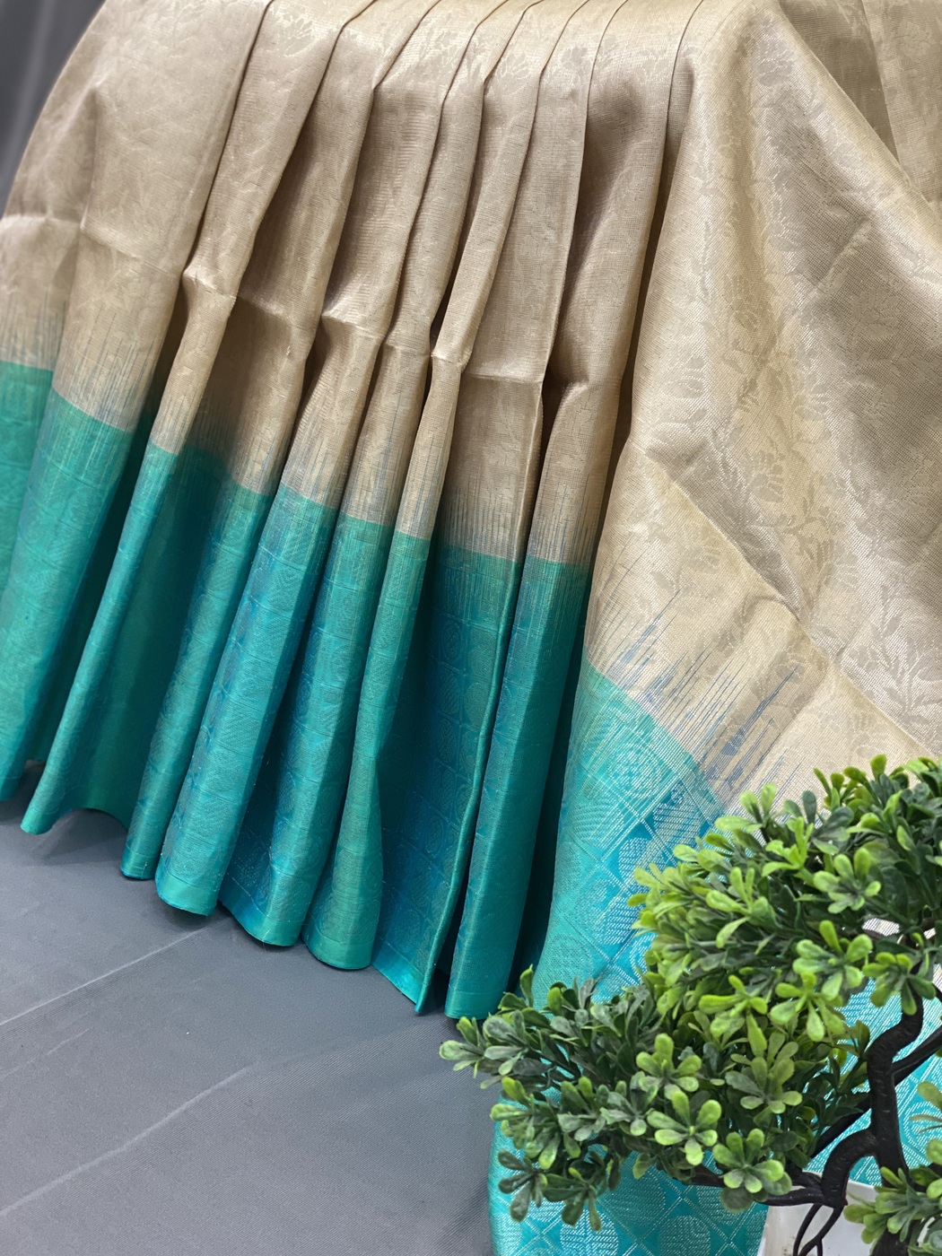 INDUJA – THE SILKWALK EXCLUSIVES 18219